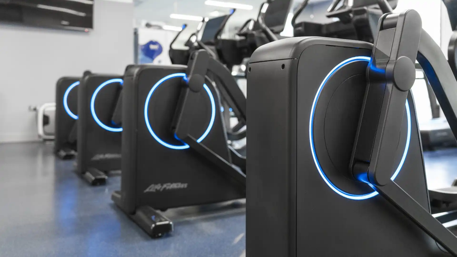 Discover Unique Movement Patterns with the Symbio™ Incline Elliptical ...
